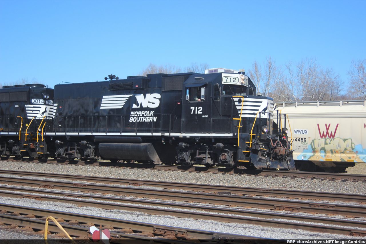NS 712